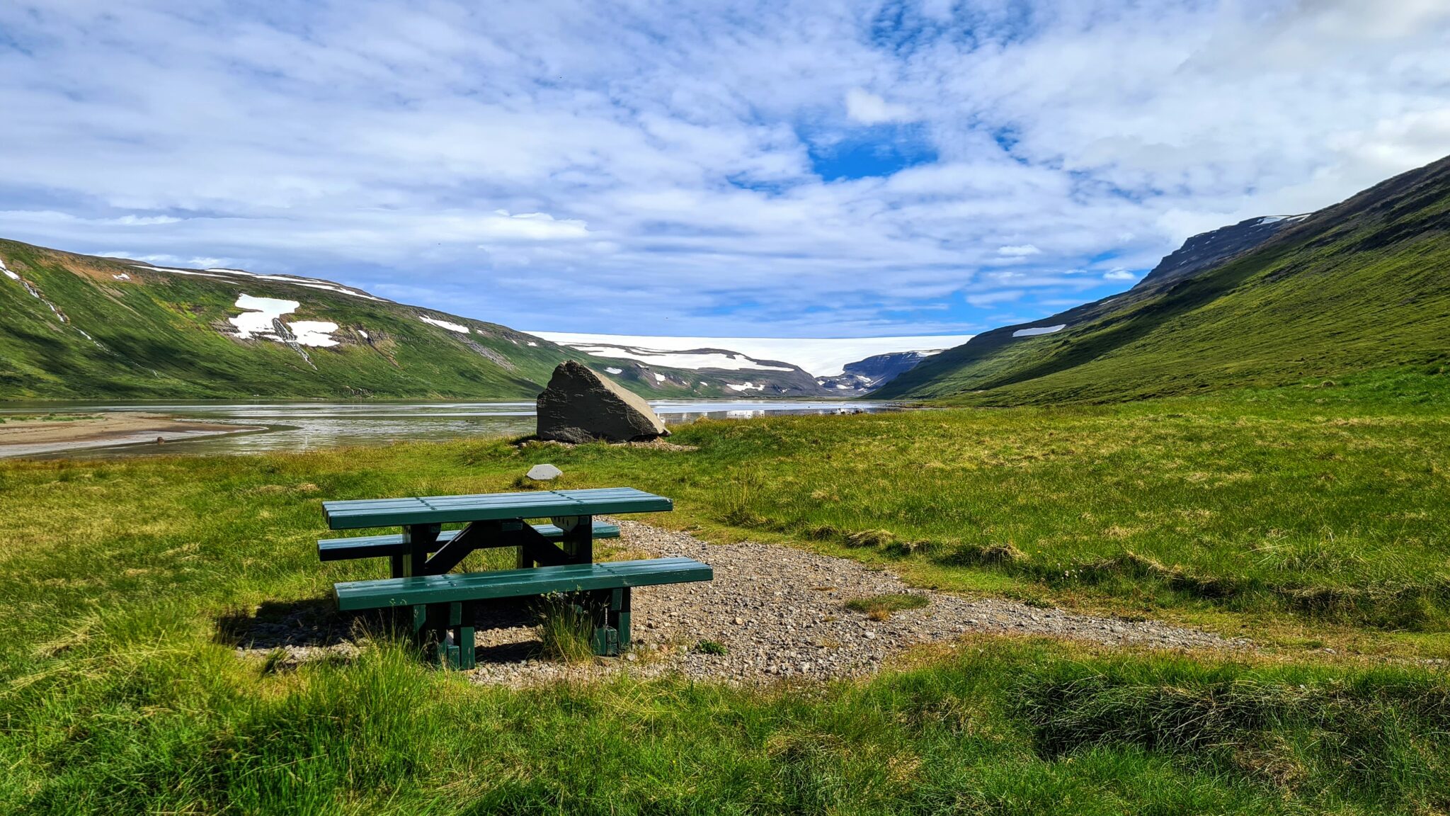 Off the Beaten Track to View Kaldalón Lagoon National Treasure ...